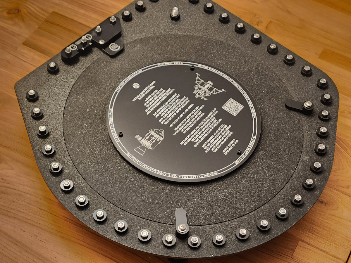 APOLLO 11 CM HATCH WINDOW – LUNA REPLICAS